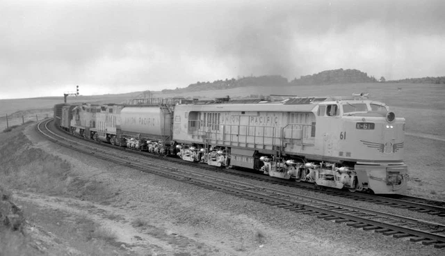UP UNION PACIFIC gas-turbine-electric locomotive engine No 61 Old Train ...