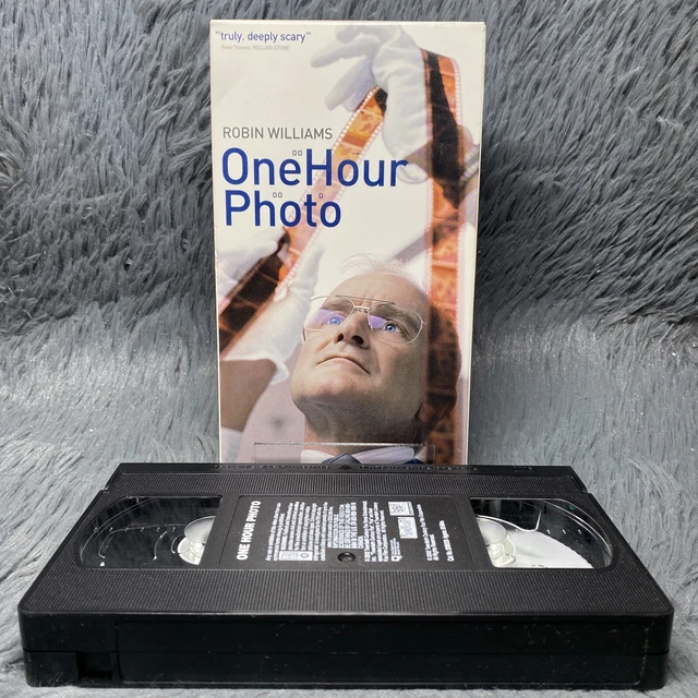 ONE HOUR PHOTO VHS 2002 Robin Williams Connie Nielsen Michael Vartan ...