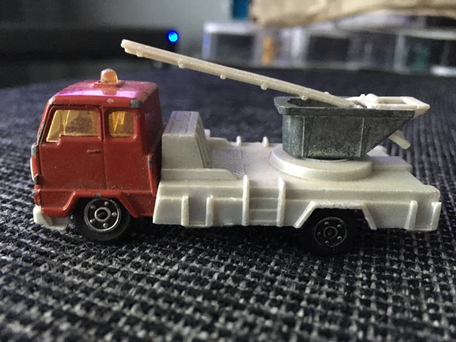 VOLVO F-89 GRANDE échelle Mini Jet Norev, échelle 1/87 ** EUR 1,99 ...