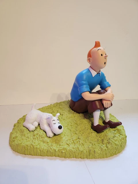 TINTIN RESINE TINTIN Assis Dans L'herbe EUR 270,00 - PicClick FR