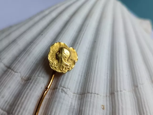 ÉPINGLE ANCIENNE ART Nouveau en or 18 carats, signée F. RASUMNY gold ...