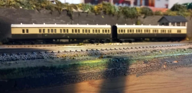 DAPOL GWR Chocolate & Cream B Set Coaches N Gauge £30.84 - PicClick UK