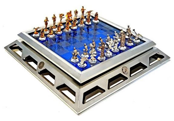 25TH ANNIVERSARY STAR Trek Gold & Silver Chess Set by Franklin Mint £ ...