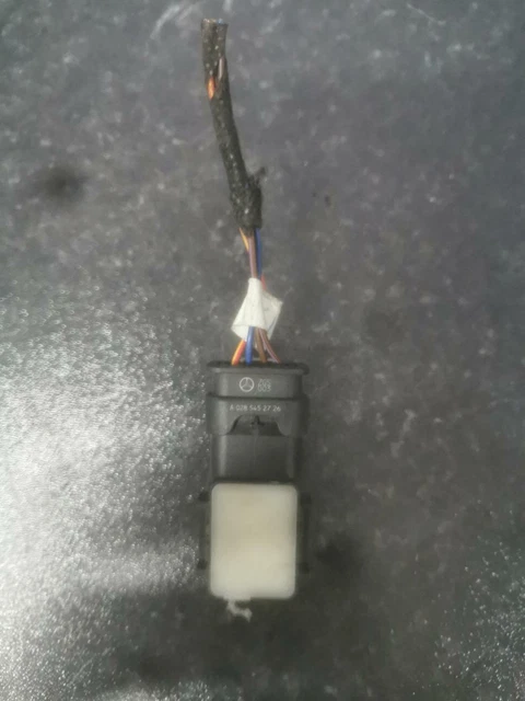 MERCEDES BENZ W205 Impact Sensor pa66-gf25 £21.74 - PicClick UK
