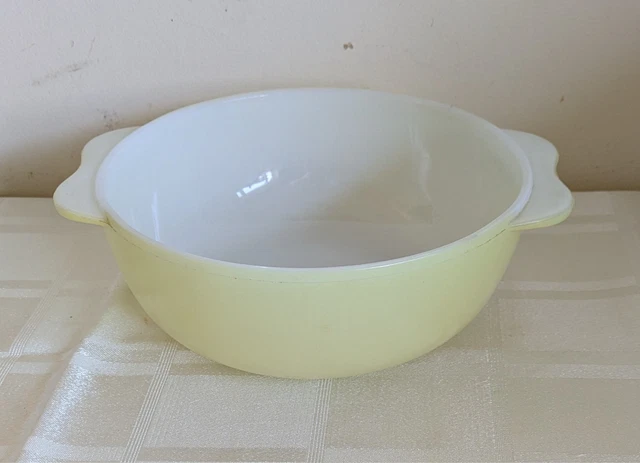 VINTAGE YELLOW PYREX Casserole Dish without Lid 7" £10.79 - PicClick UK