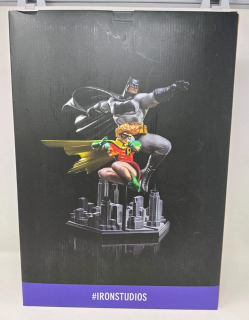 IRON STUDIOS BATMAN & Robin Deluxe The Dark Knight Return By Frank ...