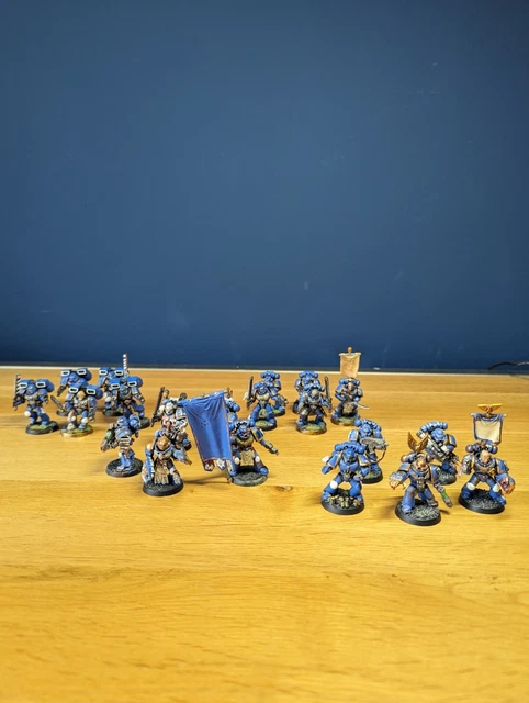 SPACE MARINE ULTRAMARINE army with Command Squad & Assault troops ...