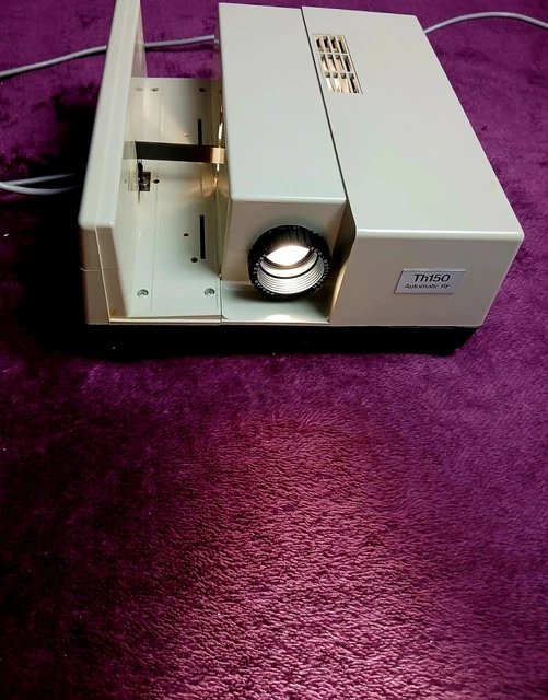 VINTAGE BOOTS TH150 Automatic 7202a Slide Projector Powers on - Not ...