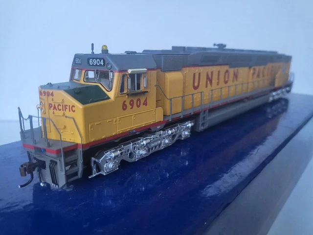 ATHEARN GENESIS DDA40X Union Pacific w Factory Tsunami DCC Sound UP #6904 $345.00 - PicClick CA