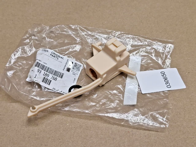 VAUXHALL CORSA D E Adam Gear Lever Mounting Bracket Pawl 93189768 ...