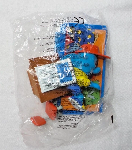 DOLFI - FIGURINE Publicitaire Novotel Pvc - Dolfi Dans Son Bureau ...