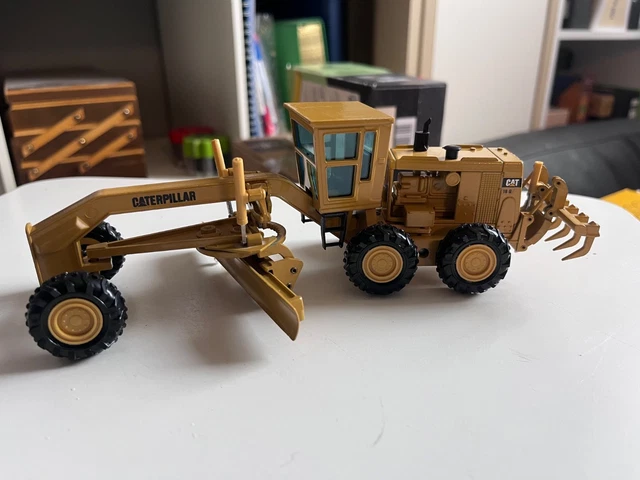 CAT MODELLE 1:50 16G Motor Grader im Orig. Karton EUR 17,50 - PicClick DE