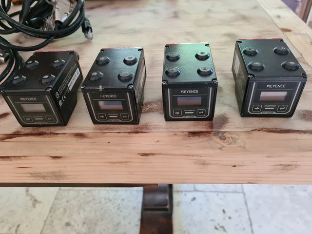 KEYENCE SR-1000W + cables d'alimentation occasion EUR 350,00 - PicClick FR