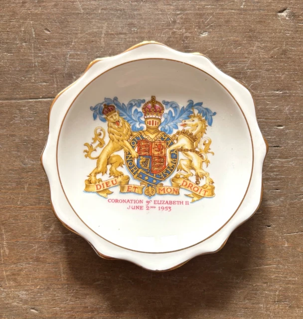 CORONATION OF ELIZABETH 11 1953 Royal Albert Commemorative Trinket Dish ...