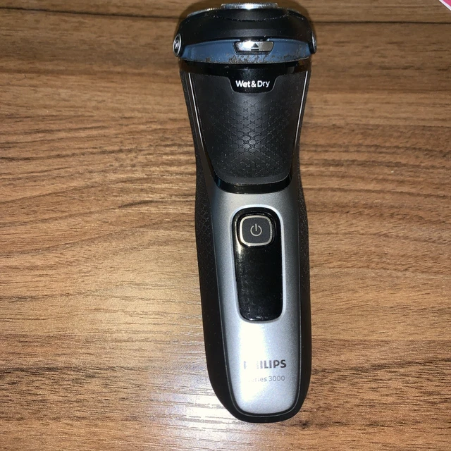 PHILIPS SERIES 3000 Wet & Dry Electric Shaver, 5D Flex head & Travel Pouch £27.99 - PicClick UK