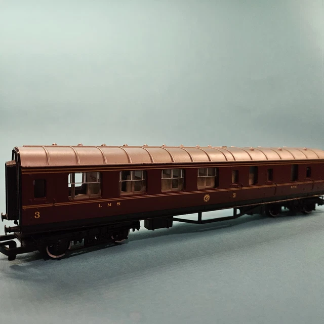 MODEL RAILWAY LMS Brake Third Class Coach, Coach No. 5714 (By Hornby ...