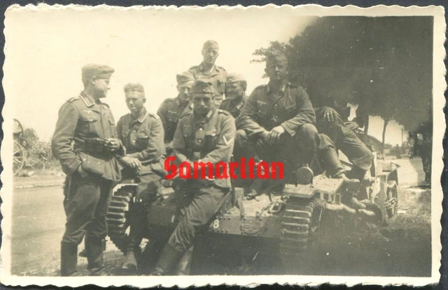 G5 WW2 ORIGINAL Photo Of German Wehrmacht Soldiers Posing In Front Of ...