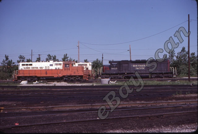ILLINOIS CENTRAL GULF 8135 - SP 8419 (GP10-SD40) Markham, Ill. 1978 - Kodachrome $10.72 ...