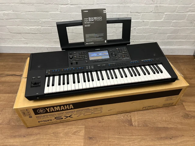SECOND HAND YAMAHA PSR-SX700 Arranger Keyboard; Serial No: BCAP01064 £ ...