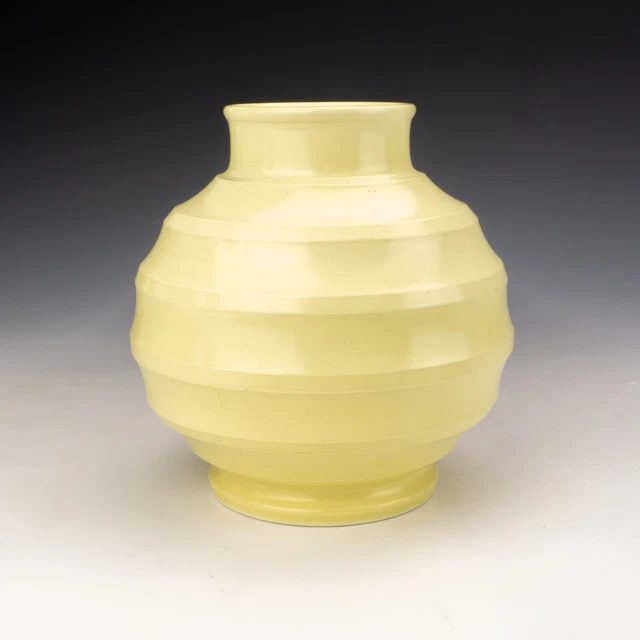 ANTIQUE WEDGWOOD POTTERY - Keith Murray Moonstone Bomb Vase- Art Deco ...