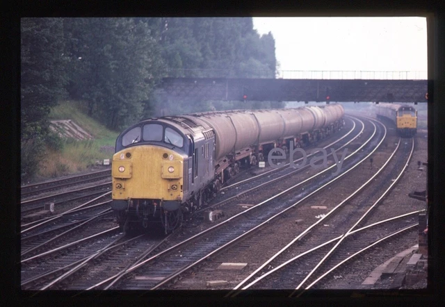 ORIGINAL 35MM SLIDE -Class 37 - 37077 at York w/ oil tanks on 29.8.85 ...
