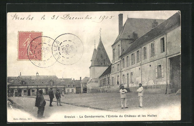 CPA BRESLES, LA Gendarmerie, l´Entrée du Chateau et les Halles 1905 EUR 3,00 - PicClick FR