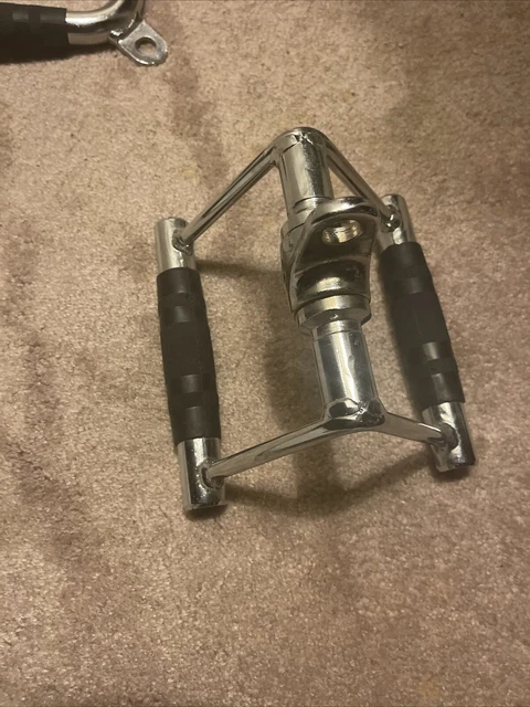 RUBBER GRIP LAT Pulldown Cable Machine Attachment Double D V Handle ...