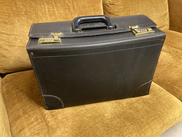 KORCHMAR BLACK LEATHER VINTAGE Attache Briefcase Lawyer Pilot Physician ...