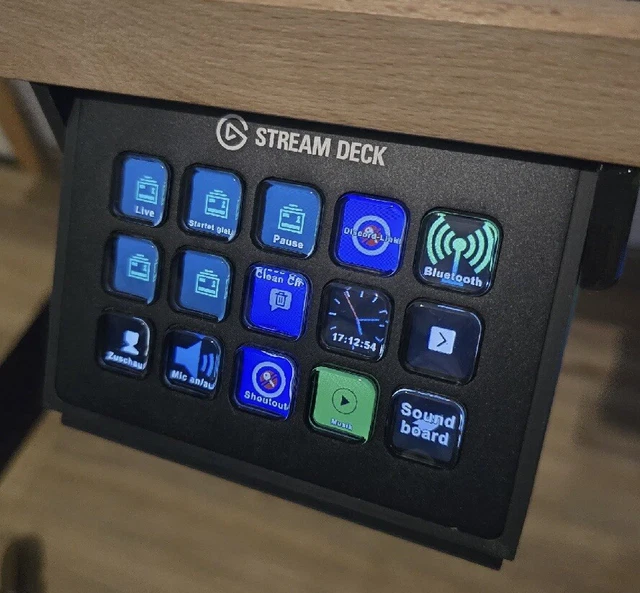 RETRACTABLE - EXTENDABLE Stream Deck Holder Mk1 and Mk2 15 Keys £9.99 ...
