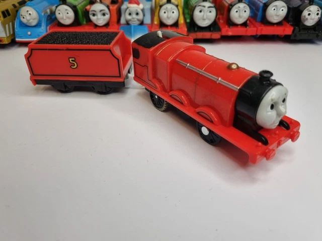 THOMAS AND FRIENDS TrackMaster Motorized Shocked James With Tender £0. ...