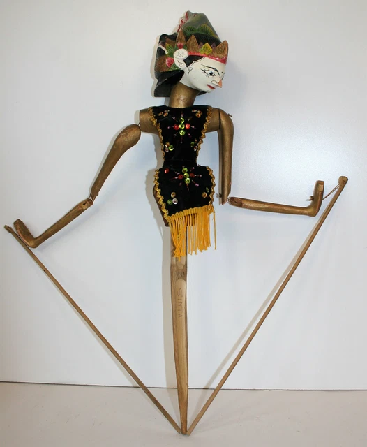 ANTIQUE INDONESIAN WAYANG Puppet, Queen Sinta Wooden Marionette Large ...