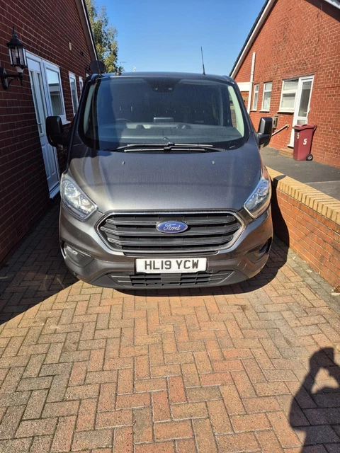 FORD TRANSIT CUSTOM Grey crew cab VAN 6 seater automatic 2019 in very ...