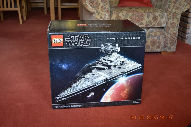 LEGO STAR WARS UCS: Imperial Star Destroyer (75252). Brand new in ...