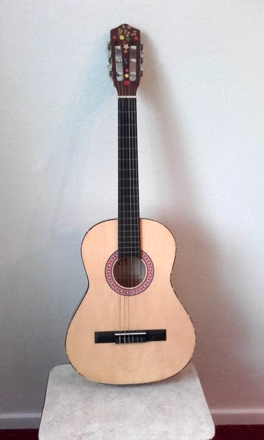 ELECA MODEL DAG-IN-36 guitar - with Case £30.00 - PicClick UK