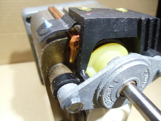 BREVEL GETRIEBEMOTOR MODEL 703 EUR 9,99 - PicClick DE