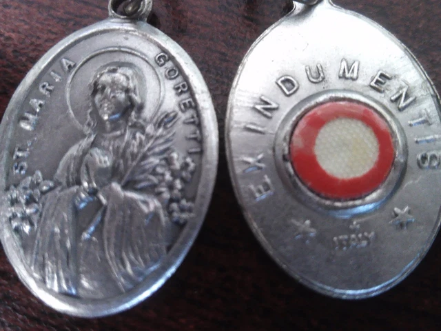 RARE SAINT ST Maria Goretti Medallion from Rome Ex Indumentis Relic fro ...