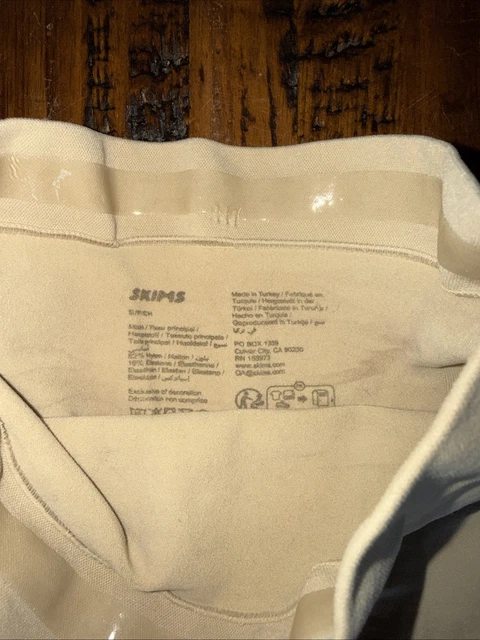 SKIMS SEAMLESS SCULPT Adaptive Left Leg Solution Shape-wear Tan Sz ...