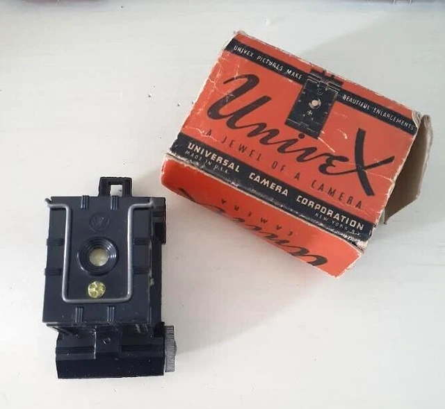VINTAGE 1933 UNIVEX Model A - A Jewel Of A Camera - plastic film camera ...
