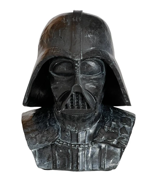 STAR WARS DISNEY World Galaxy’s Edge Exclusive Darth Vader Mini Bust ...