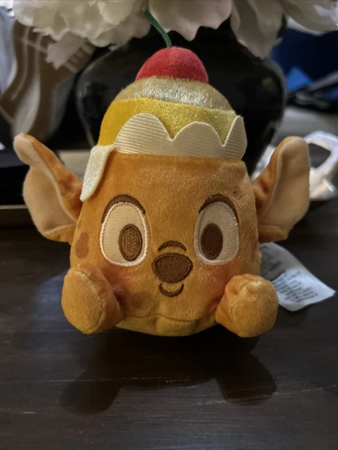 DISNEY PARKS MUNCHLINGS Pineapple Upside Down Cake Stitch Baked Treats ...