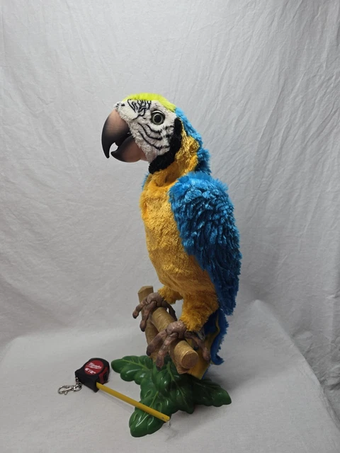 HASBRO FURREAL FRIENDS SQUAWKERS MACAW McCaw Parrot Interactive Bird On ...