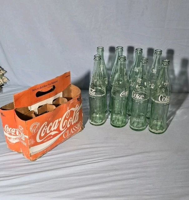 VINTAGE COCA COLA Classic 8 Pack Glass Bottles 16oz Cardboard Carry ...