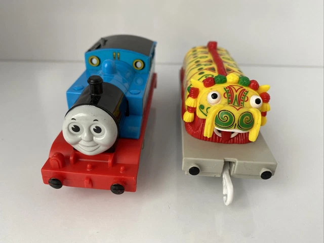 TOMY TRACKMASTER THOMAS the tank engine battery operated train ...