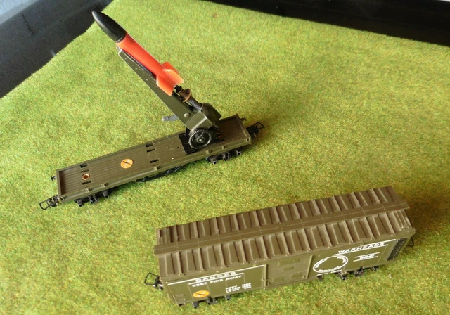 RARE HORNBY HO TRIANG R249 wagon explosif et R216 lance-fusée série ...