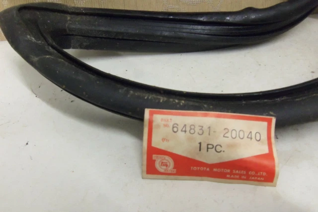 NOS TOYOTA トヨタ Rear Window Weatherstrip Corona Rt80 L C Lc K Lk # 64831 ...