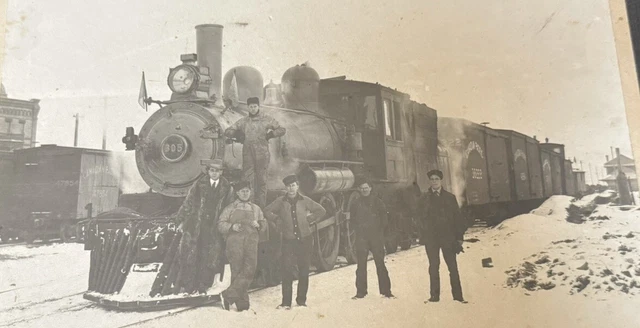 RARE ANTIQUE 1910 ‘CANADIAN PACIFIC RAILROAD #305’ Original Photo £45. ...