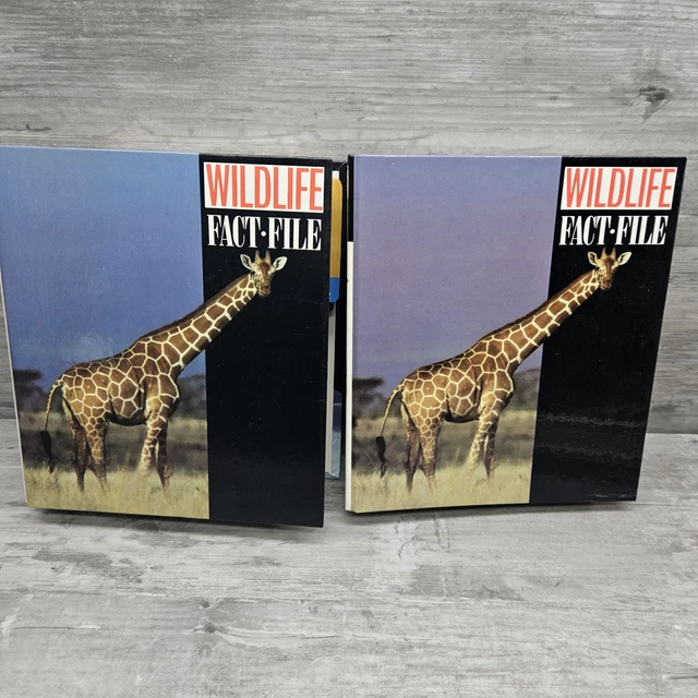 VINTAGE 90S WILDLIFE Fact File Binder Mammals Birds Fish Cards Lot $34. ...