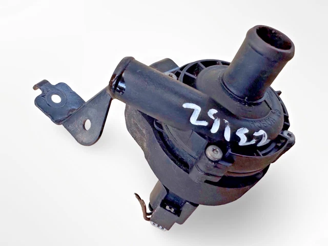 ORIGINAL MERCEDES W205 C-Klasse A2118350364 Wasserpumpe Zusatzpumpe ...