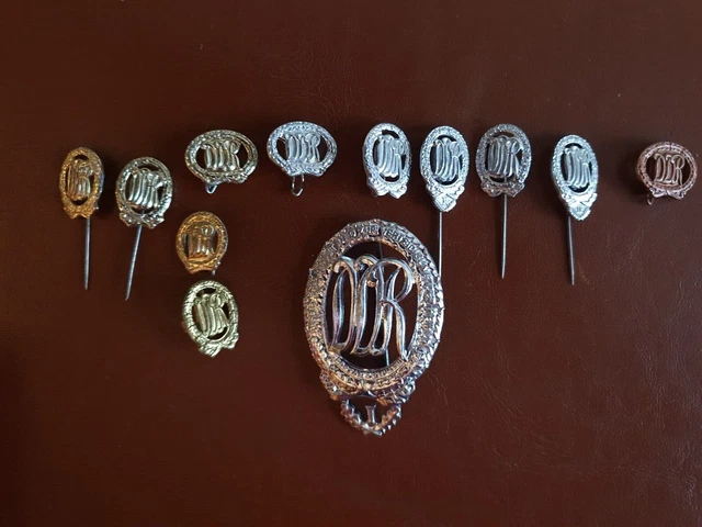 KONVOLUT SPORTABZEICHEN DDR Anstecknadel Anstecker Medaille Gold Silber Bronze EUR 9,90 ...