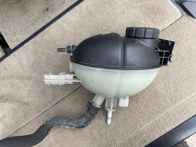 MERCEDES E-CLASS W212 Cls W218 W204 Coolant Tank / Expansion Tank ...
